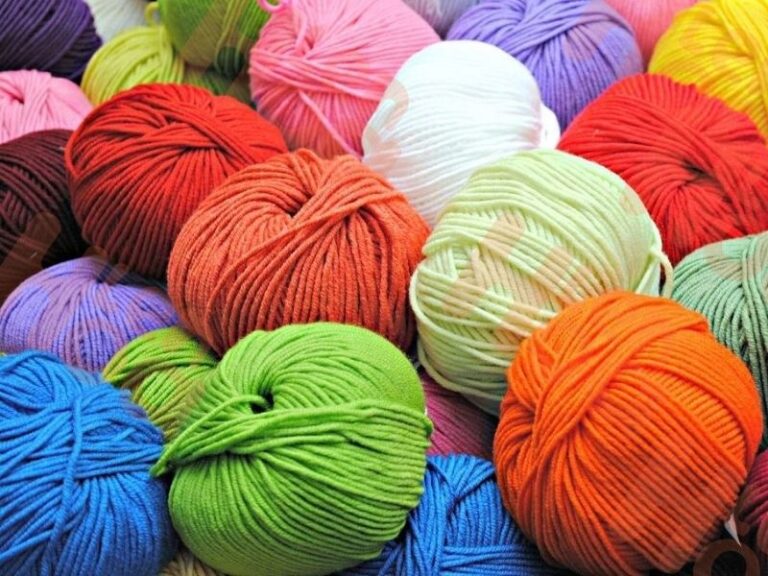 Cách móc hoa tulip bằng len cho người mới - Hoa Len Handmade